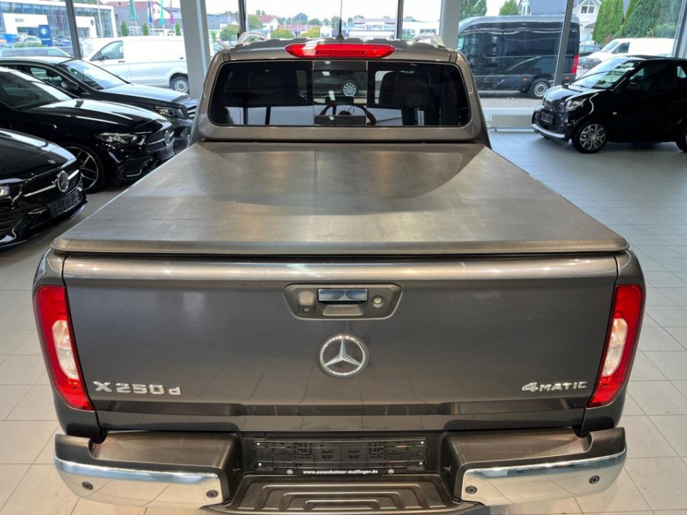 ⁣Gebrauchte Transporter und Nutzfahrzeuge | Mercedes-Benz